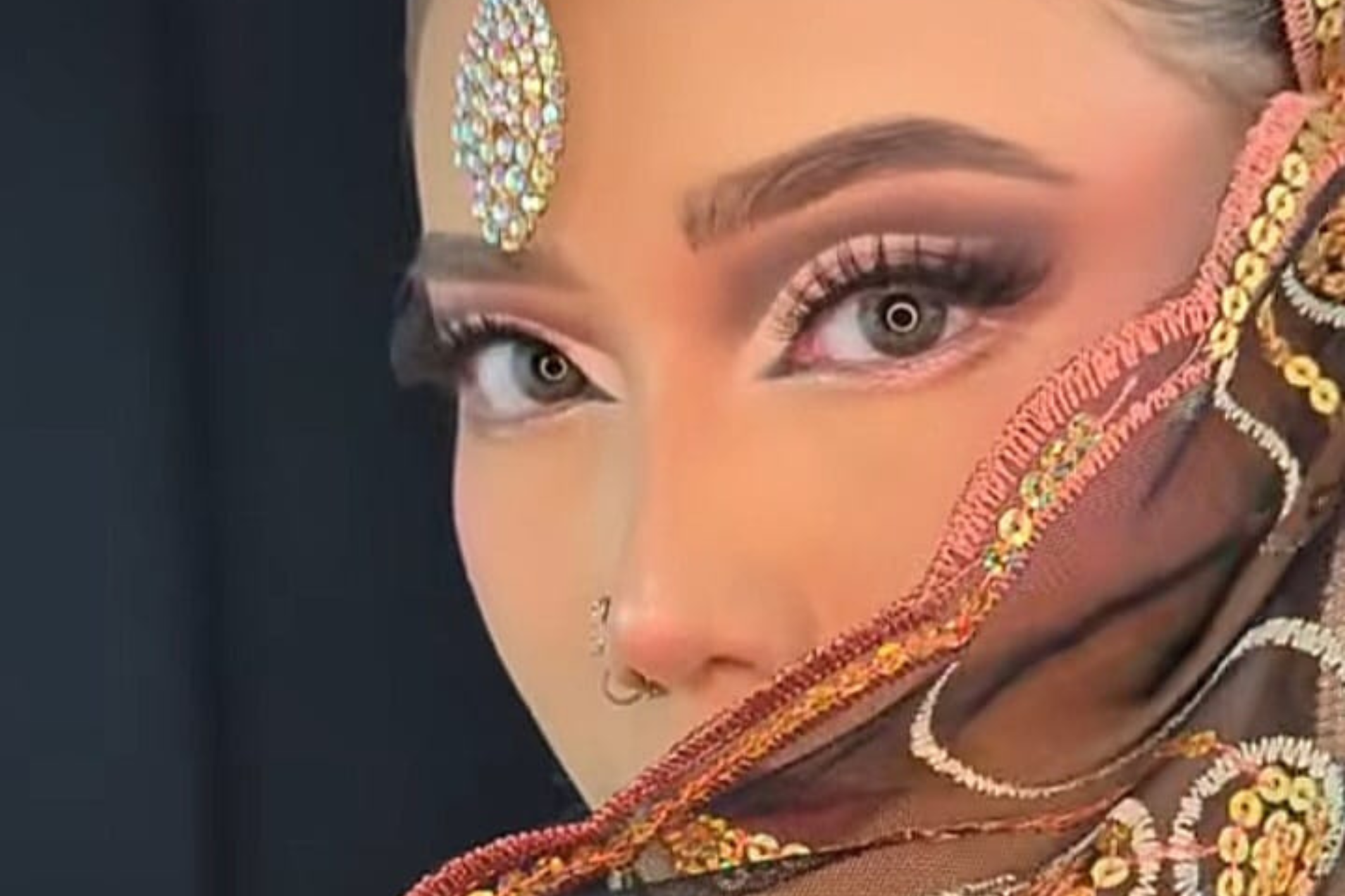 EL TREND DE ASOKA MAKEUP, TENDENCIA MUNDIAL EN REDES SOCIALES. – Matiz